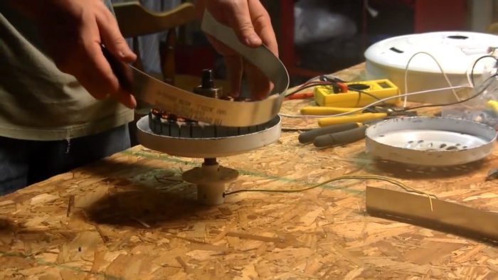 How to Turn old unused ceiling fans into a useful energy producer by ...