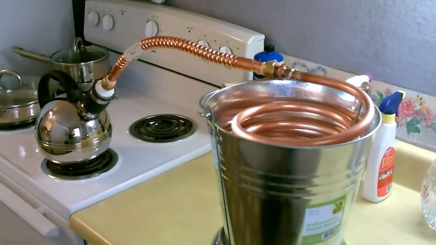 How to build a Simple Homemade Water Distiller that turns dirty water ...
