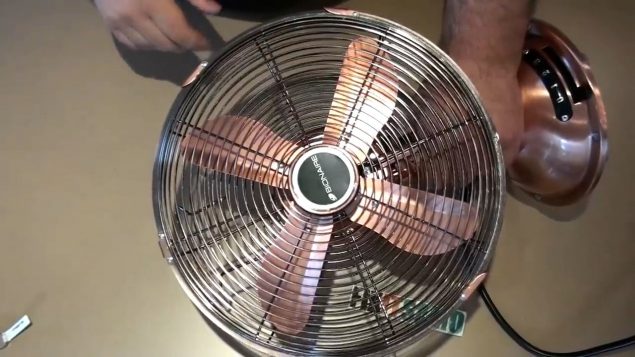 How To Turn Your Old Fan Into An Airconditioner AC for cheap.