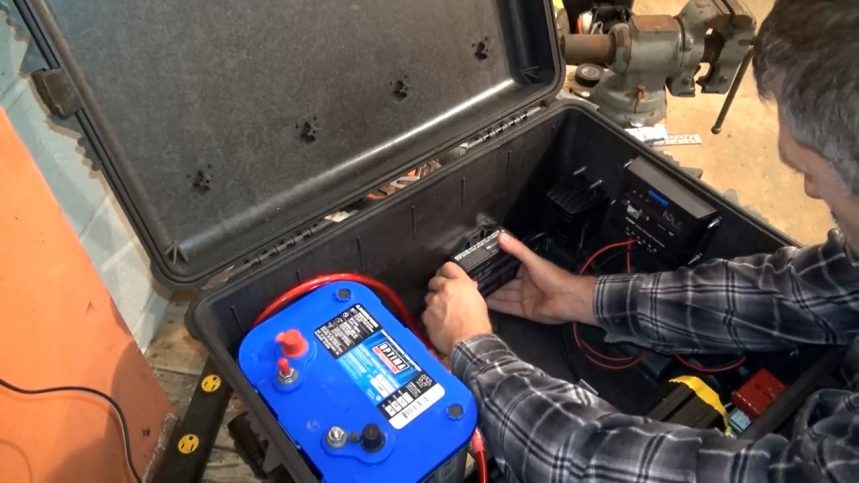 How to build a Large 2000W Portable Solar Power Generator at Home from ...