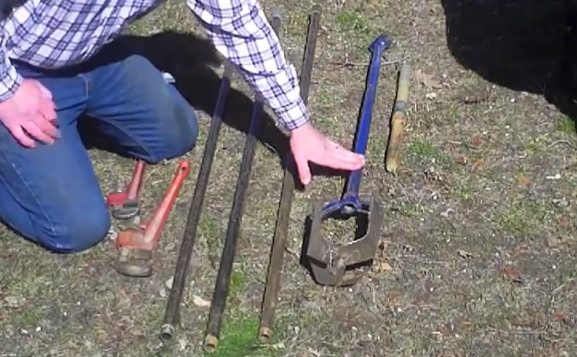 How to dig your own shallow water well for the garden