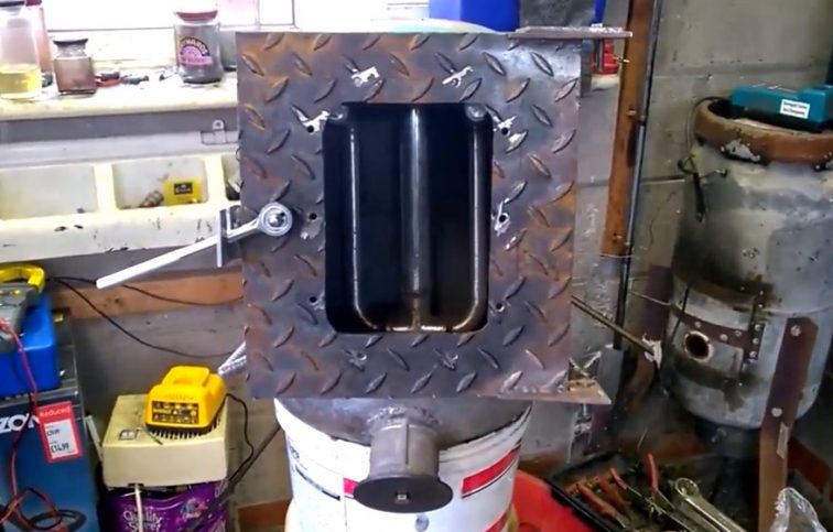 How to build a Super Efficient Outdoor Wood Stove Heater from an Old ...