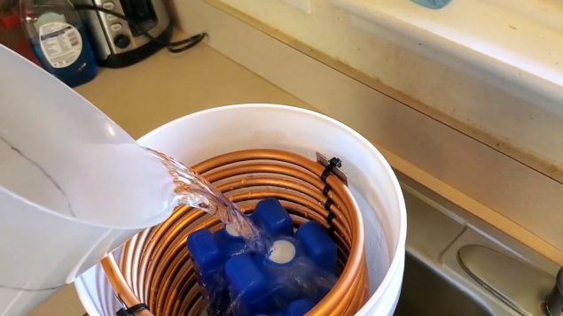 How to build a Simple Homemade Water Distiller .Great for everyday use ...