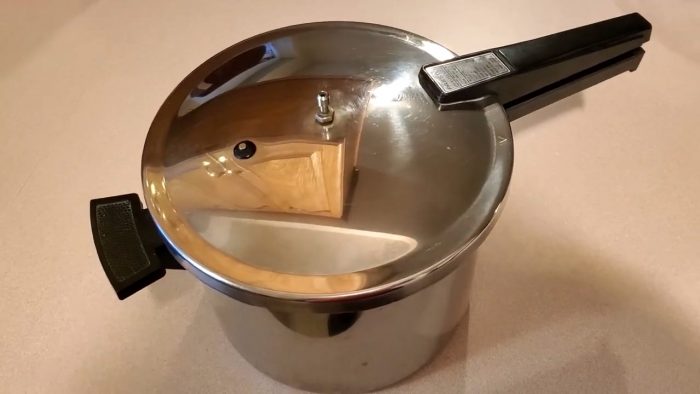 How to build a Simple Homemade Water Distiller .Great for everyday use ...