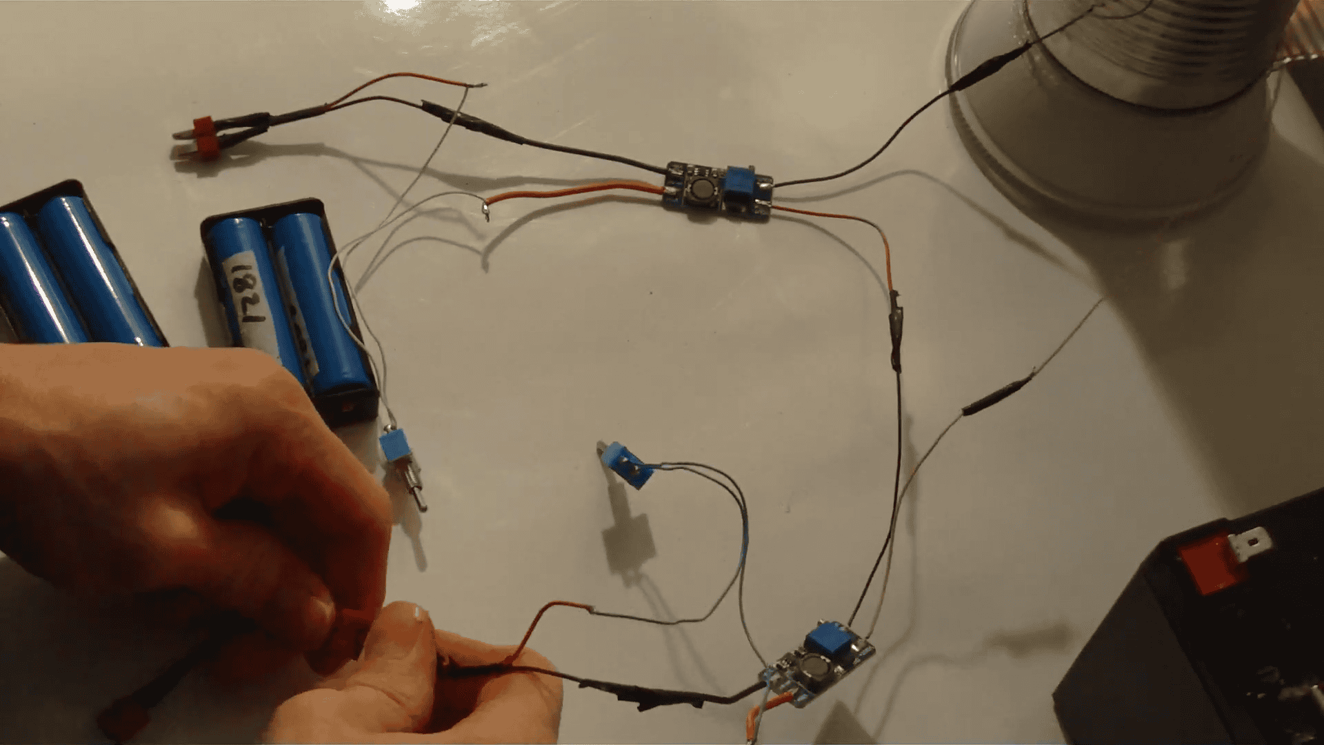 How to build a 15W Powerful Simple Flashlight from an Old burnt ...