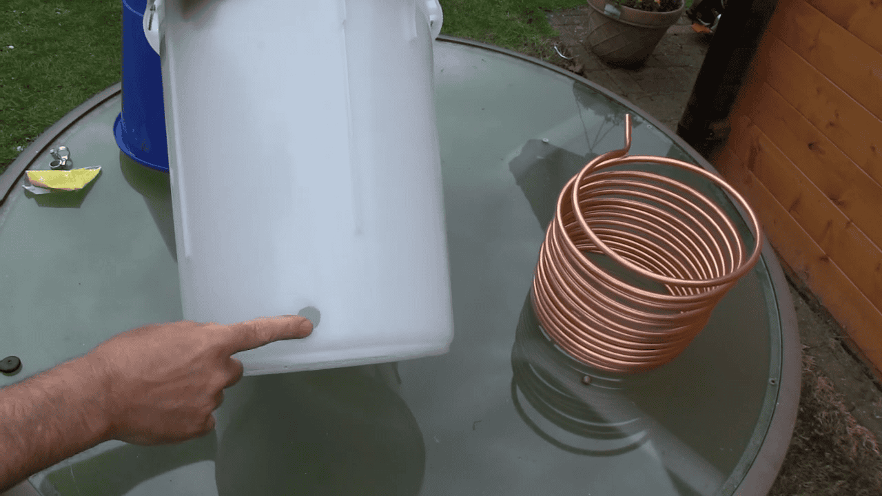 How to build a Simple and Effective Homemade Water Distiller from ...