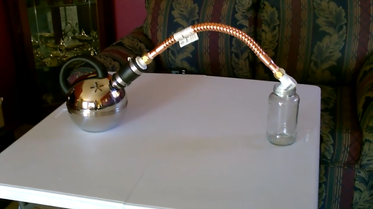 How to build a Simple and cheap Homemade Water Distiller for purifying ...