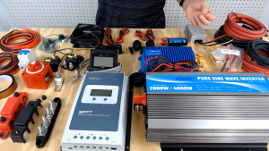 How to build an emergency 5kWH Portable Lithium Solar Generator from ...