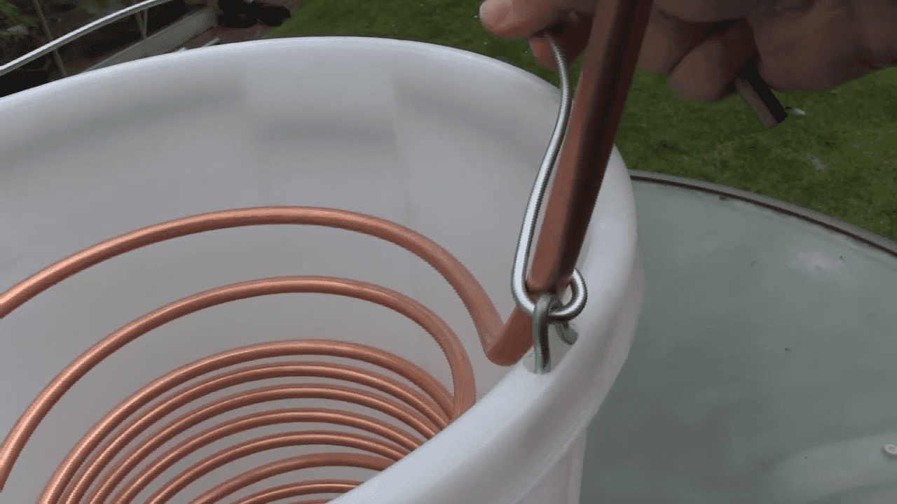 How to build a Simple and Effective Homemade Water Distiller from ...