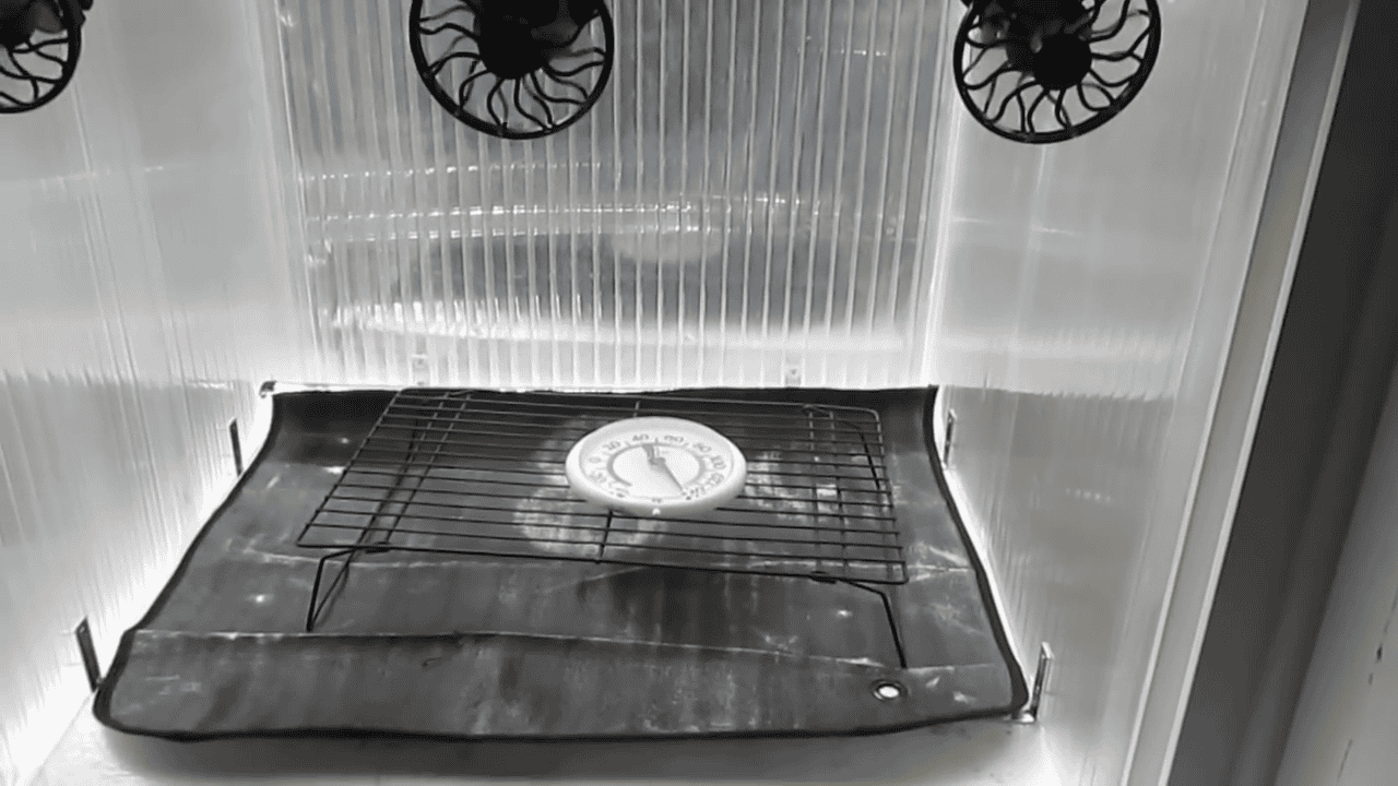 How to build an Off Grid Solar Box Window Heater using Greenhouse ...