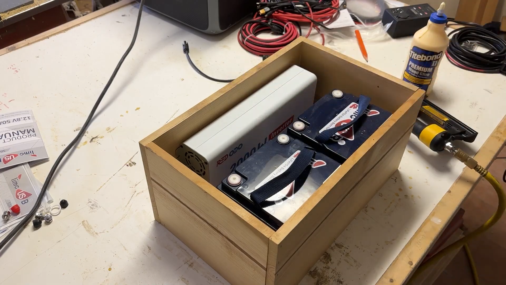 How to build a Simple Solar Powered Battery Backup System for camping ...