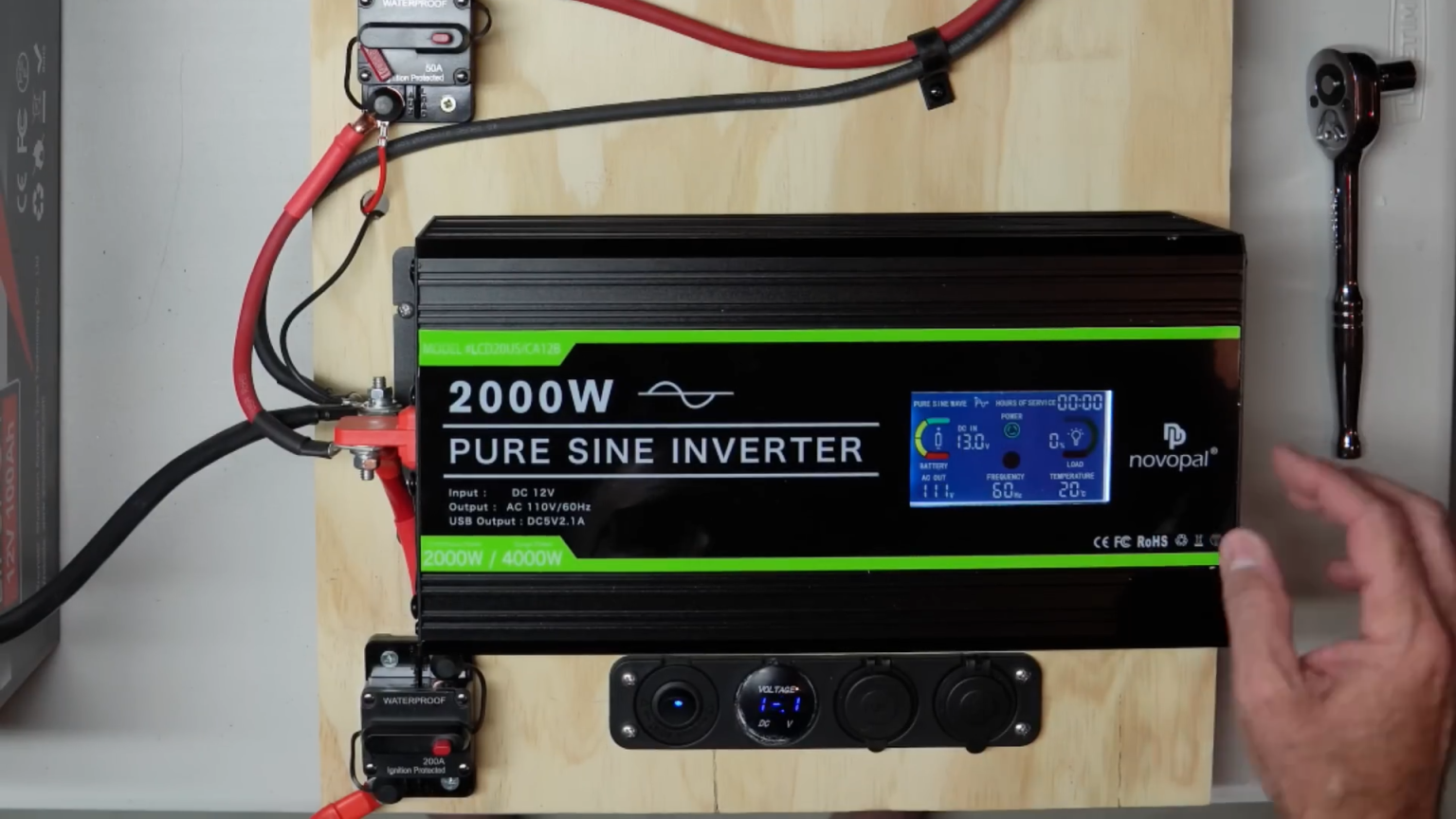 How to build a Simple Solar Portable Power Station as a backup power ...