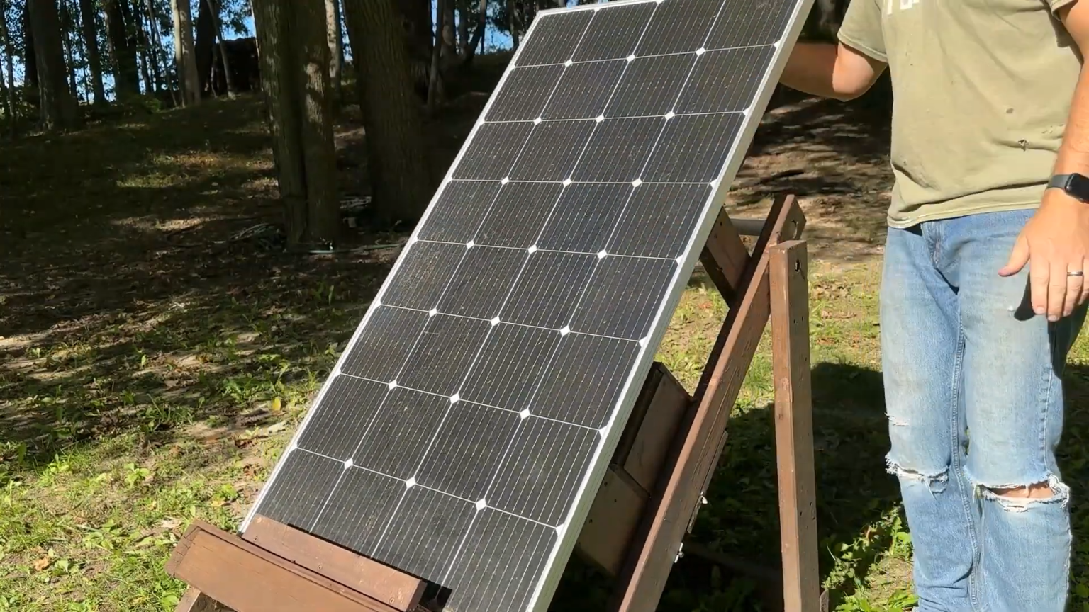 How to build a Simple Solar Powered Battery Backup System for camping ...