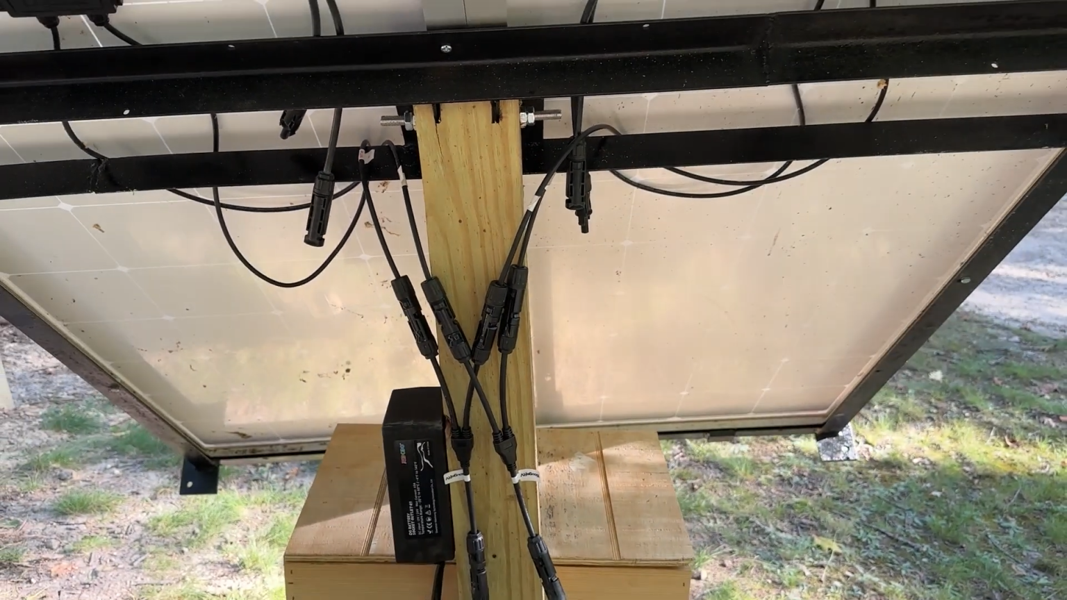 How to build a Simple Solar Powered Battery Backup System for camping ...