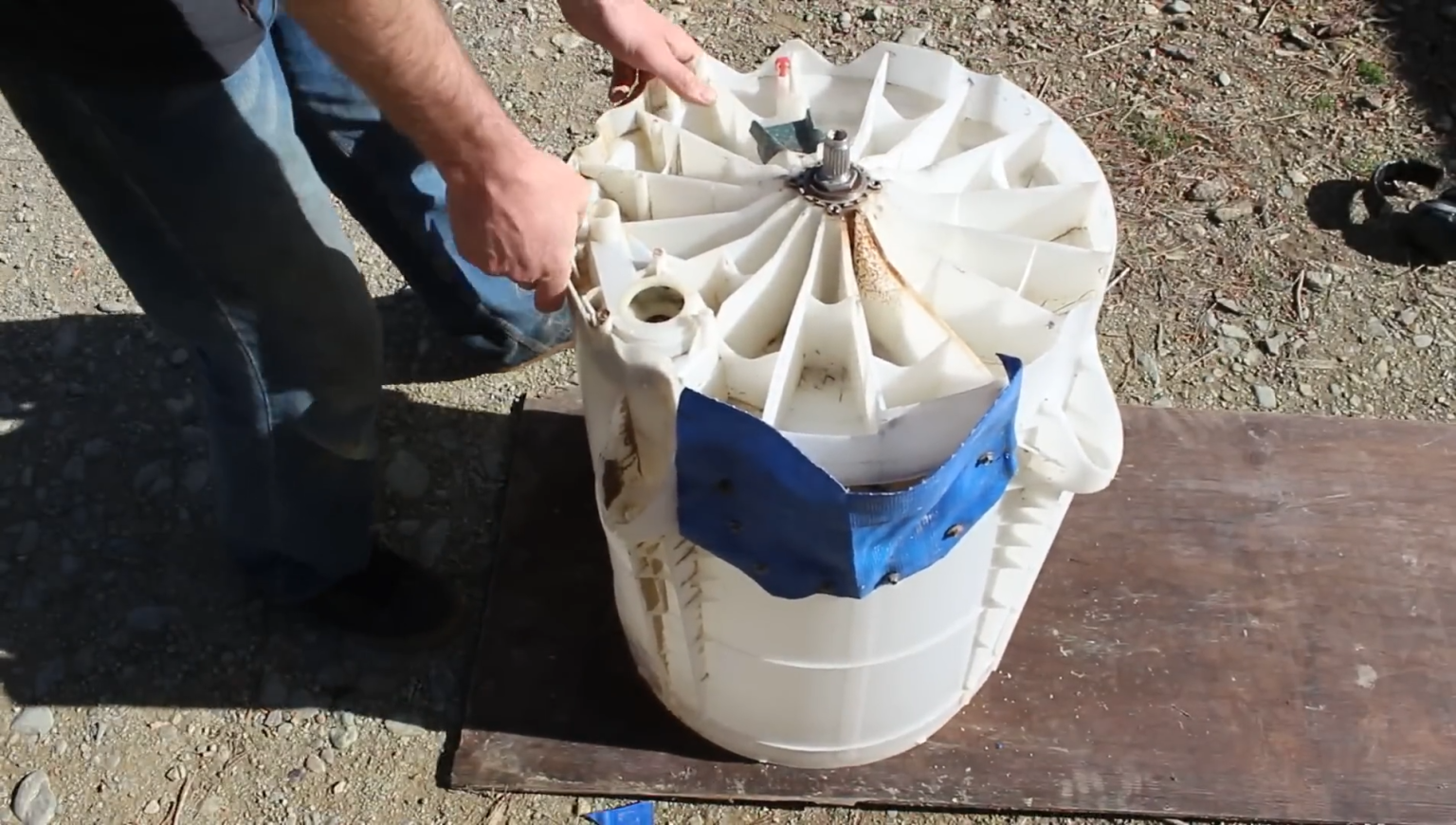 How to convert an Old Washing Machine into a Water Powered Generator