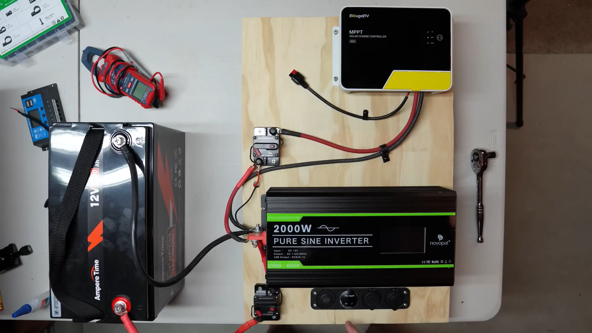 How to build a Simple Solar Portable Power Station as a backup power source in emergencies