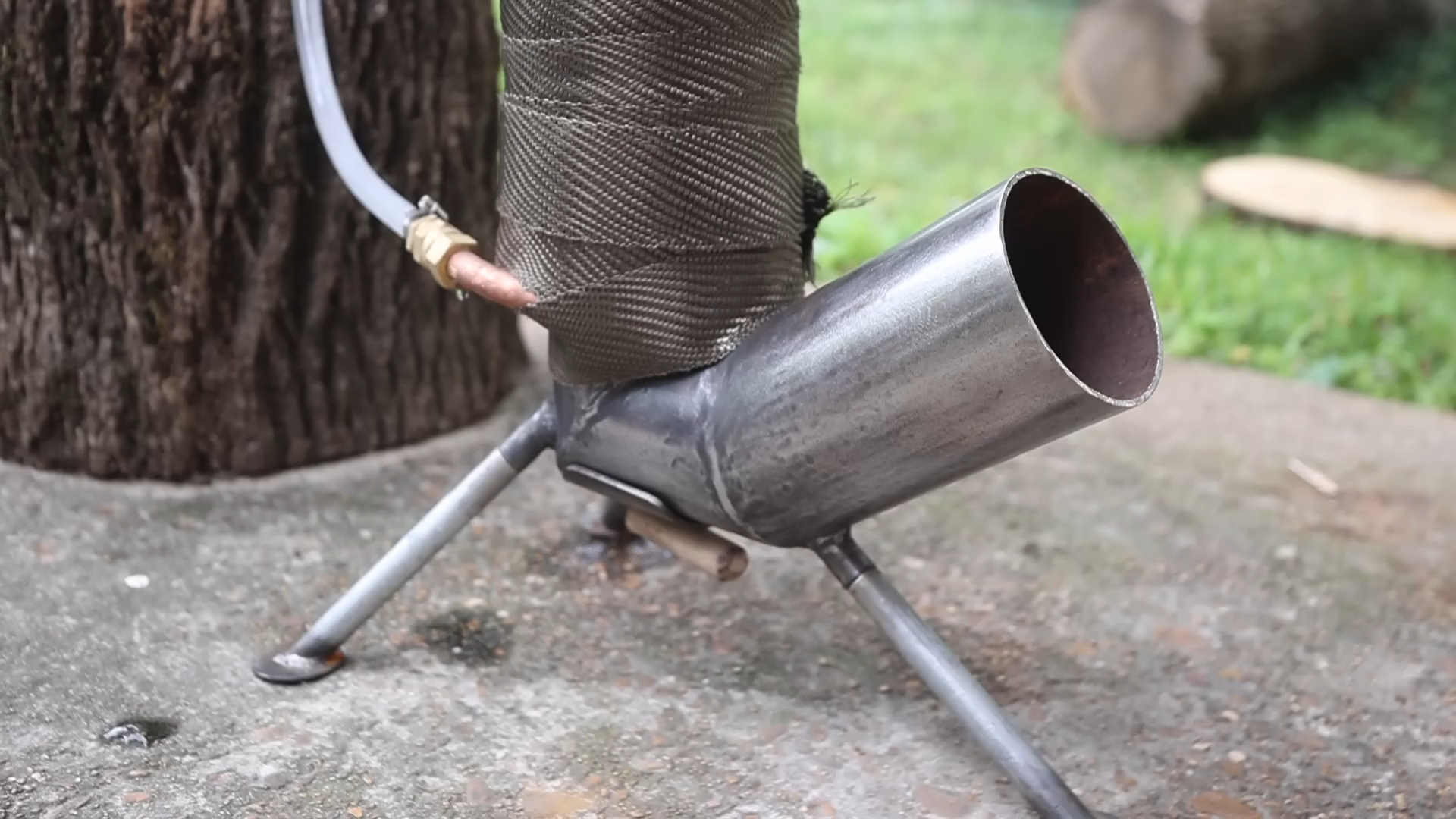 How to build an efficient Round Rocket Stove Water Heater with External ...